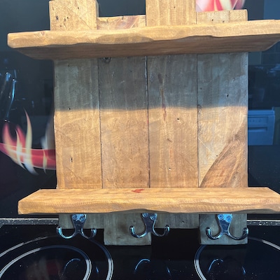 4 Pane RH Hot Tub Robe Towel Hanger Shelf - Etsy UK