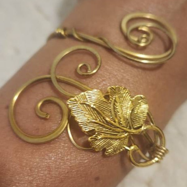 Circlet Bridal Headpiece, Emerald Wedding Tiara, Silver Elven Forehead ...