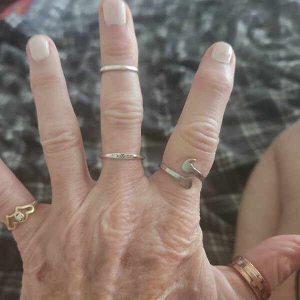 Sterling Silver Peace Sign Toe Ring, Peace Sign Midi Ring, Silver Peace ...