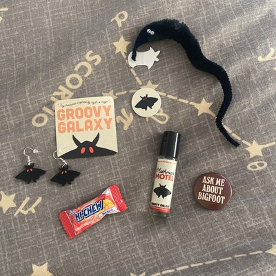 Mothman Motel Roll on Perfume Oil / Cryptid Perfume, Weird Funky Unique ...