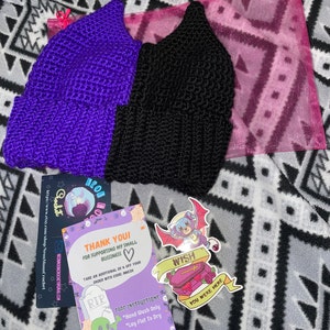 Two Tone Devil Horn Crochet Beanie / Color Block Demon Horned Beanie ...