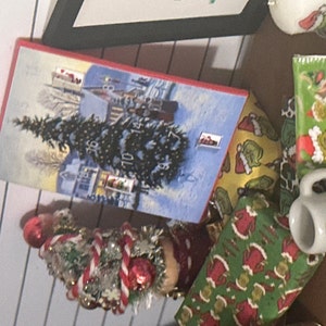 Miniature Christmas TV & DVD Set Doll House Furniture Christmas Dvd's 1 ...