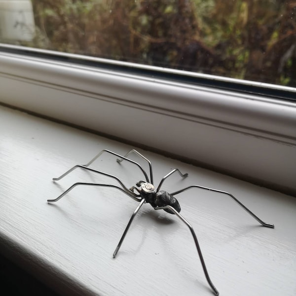 Giant House Spider, Scrap Metal Sculpture 6" Long - Etsy