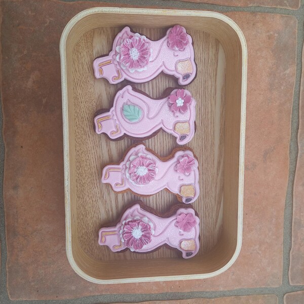 Cake Piping Guide Acrylic Template by Georgia's Cakes, Lambeth Cake ...