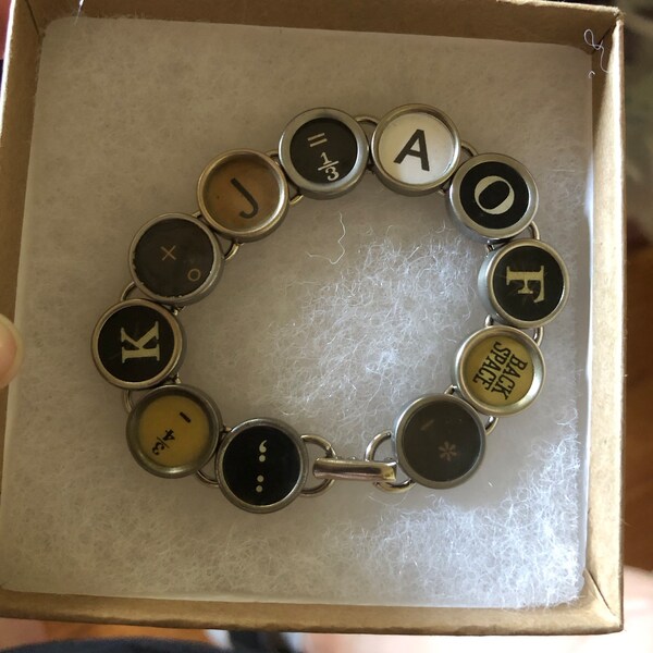 Vintage Typewriter Key Bracelet: A Unique Blend of 11 Typewriters - Etsy