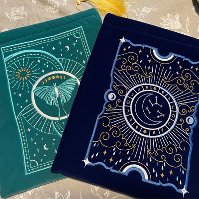 La Lune Book Sleeve - Etsy