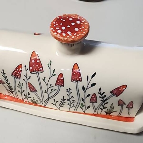 Butter Dish With Lid Ceramic Hand Made Circle Pattern Black Wiped Back ...