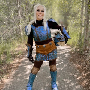 How to Train Your Dragon Astrid Helmet / Digital Patterns, Astrid ...