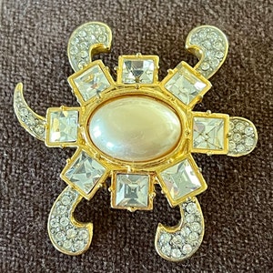 JOSEFF OF HOLLYWOOD Bee Brooch - Etsy
