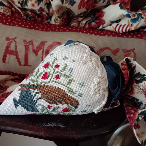 Brenda Gervais Santa Alphabet Pindrum: Cross-stitch on Mocha Linen - Etsy