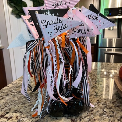 Halloween Pennant Flag Printables // Halloween Flag Printables ...