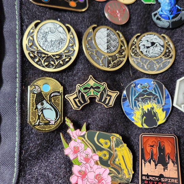 Rajang Monster Hunter Thumbs up MHW Fan Made Pin - Etsy