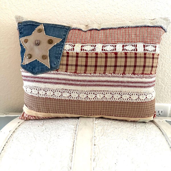 Fish Tails Paper Rug Hooking Pattern, Dimensional Stuffed Hooked Fish ...