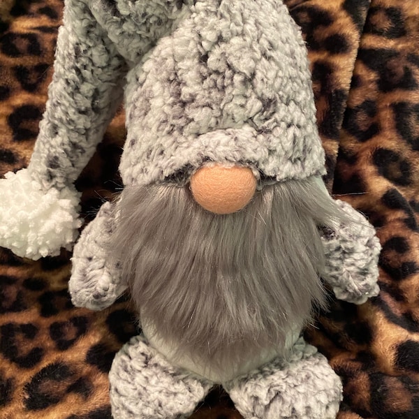 Large Deep Red and Gray With Plaid Home Gnome - Etsy