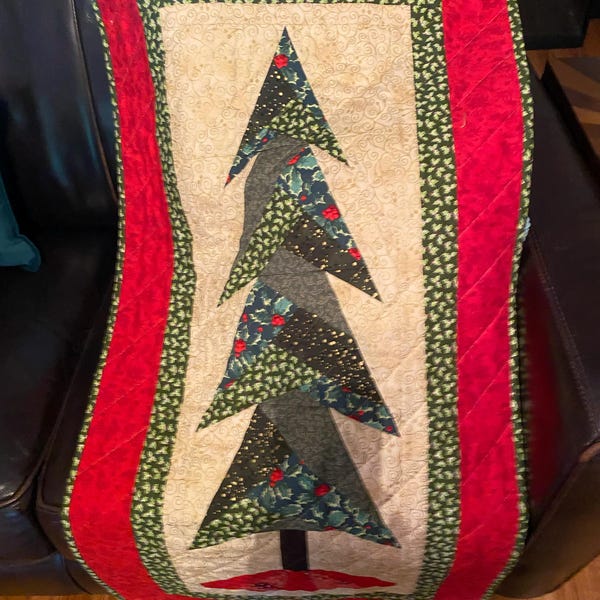 Partial Eclipse Quilt Pattern in Two Sizes Robin Pickens RPQP-PE155, Charm Pack and Layer Cake ...