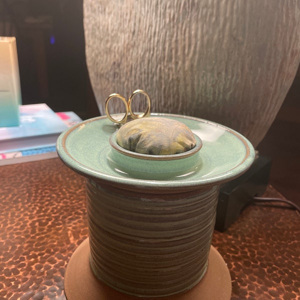 Green Sewing Station Caddy – Ceramic Spool Organizer With Pincushion ...