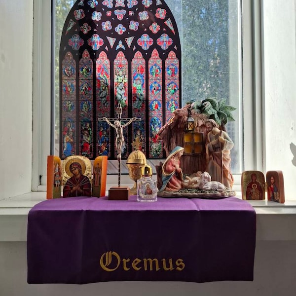 Priest Paper Doll Printable | Miniature Vestments | Catechesis Activity ...