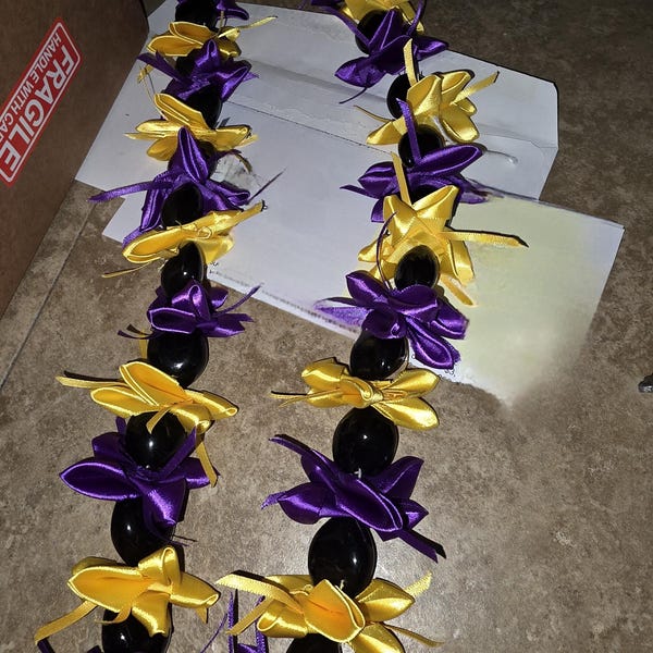 New Hawaiian Graduation Ribbon Kukui Nut Leis - Gift for Grads ...
