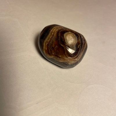 Que Sera Tumble Stone - Etsy