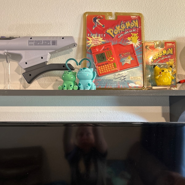 Lovey Dovey Bulbasaur & Ivysaur Cake Topper: Valentine Wedding Decor ...