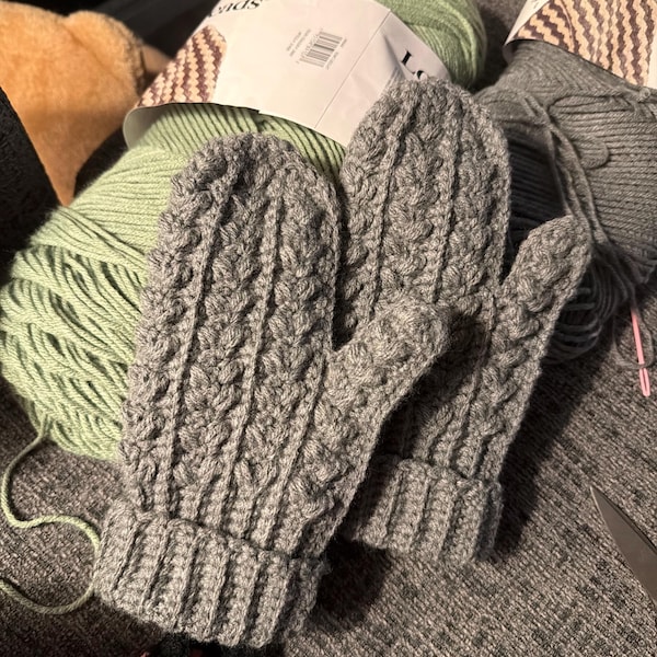 CROCHET PATTERN + VIDEO Winter Wheat Stitch™ Crochet Mittens Pattern ...