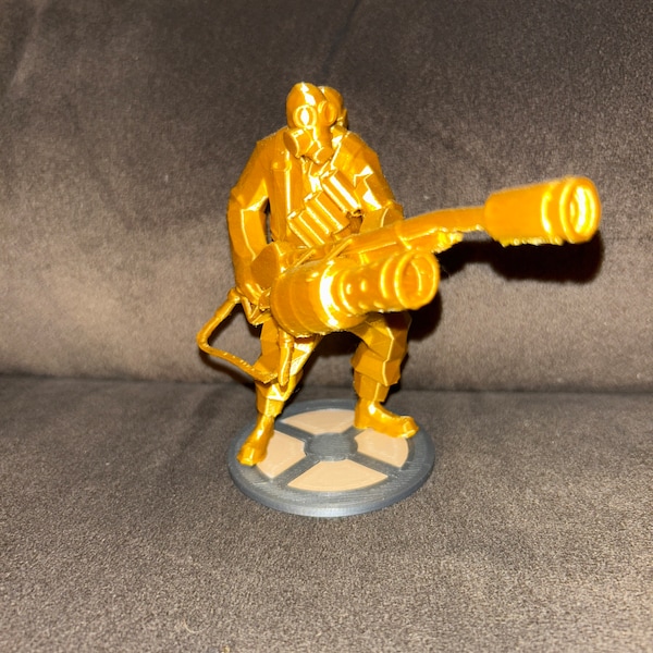Team Fortress 2 Pyro Figurine | 3D Printed Low Poly TF2 Pyro Desktop Model | Choose Any Color ...