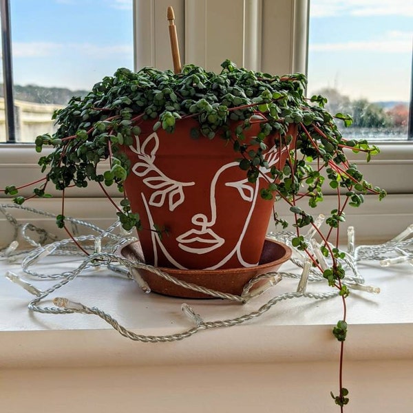 PLANT POT - Terracotta Pot With Abstract Face - Etsy