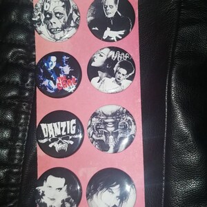 Peace Sign Button Set 20-1.25 60s Hippie Party Favor | Etsy