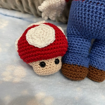 Amigurumi Crochet Pattern: Super Mario Bros Fire Flower - Etsy