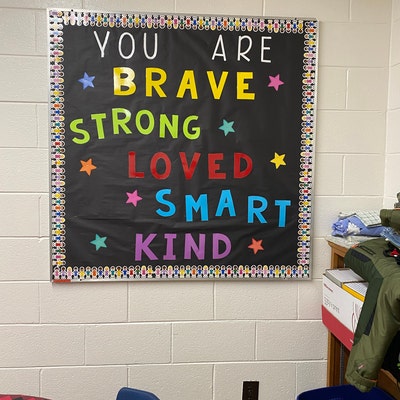 BE KIND Bulletin Board Cut Out - Etsy