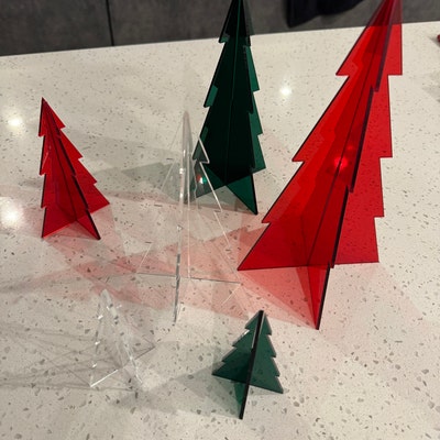 Minimalist Clear Acrylic Christmas Tree Set of 5 Green Table Top Decor ...