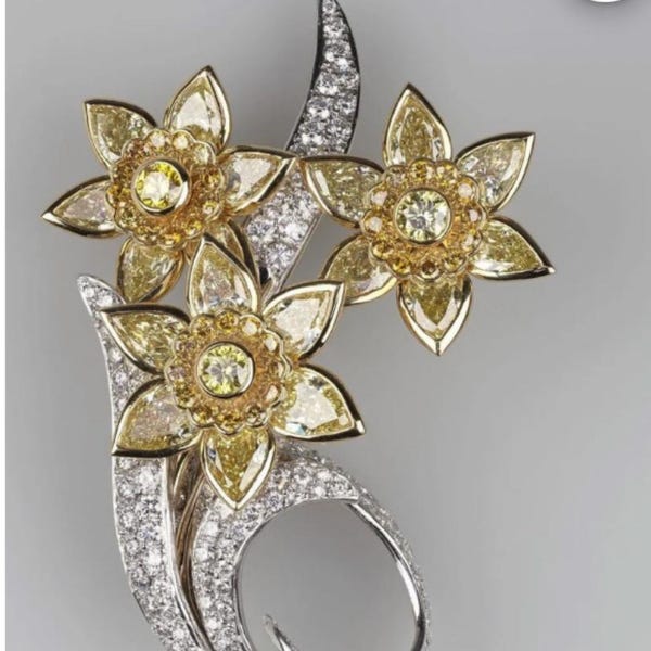 Art Deco Inspired Rothschild Family Carved Emerald Brooch in 925 ...