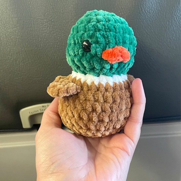 Pocket Duckling Crochet Pattern · Good Luck Duck Amigurumi Tutorial ...