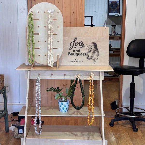 Mobile Recreation Merchandise Stand & Coffee Cart Guest Services Kiosk ...