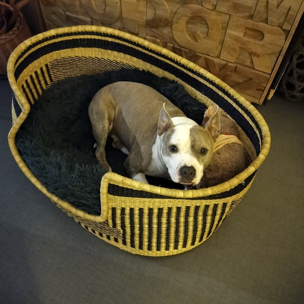 Cozy Dog Bed Basket Handwoven Natural Bolga Dog Bed for Small to X ...