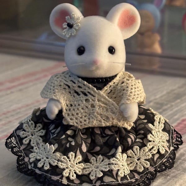 DRESS for MOTHER Calico Critters Animal Doll Figure - Sweet Spring ...
