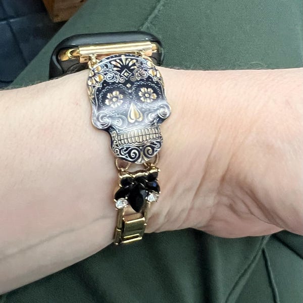 The Celebrity Black Leather With Gold, Silver, Rose Gold Studded Apple ...