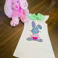 Messy Bun//mom Life//lilly Inspired//20oz Skinny Tumbler - Etsy