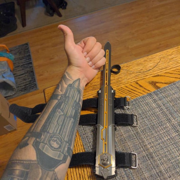 V2 Assassin's Syndicate Jacob Frye Hidden Blade grey/gold - Etsy