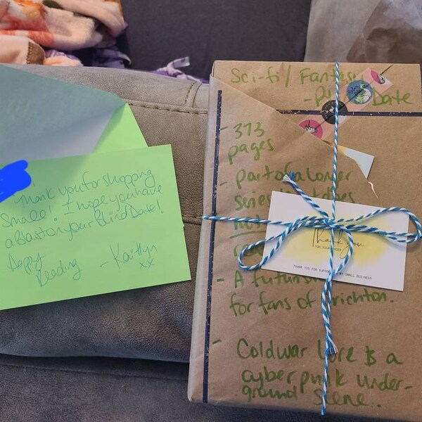 Blind Date With a Book | Choose Your Genre | Includes Bookmark, Hot ...