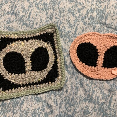Alien Head Granny Square - Etsy