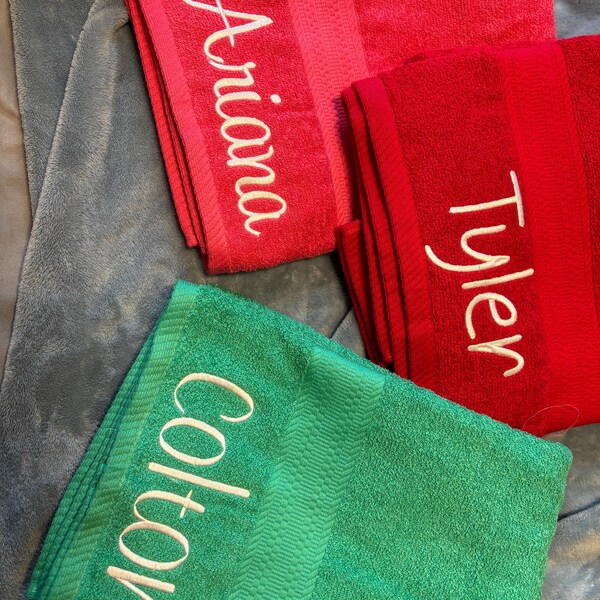 Embroidered Heart and Name Bath Towel, Personalized Towel, Monogrammed ...