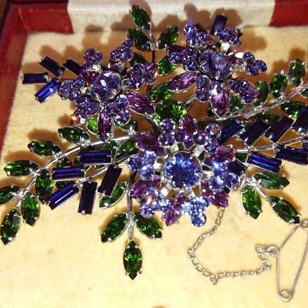 Antique Victorian 9ct Gold Ruby Shield Bar Brooch - Etsy