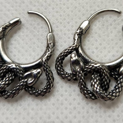 Spider Ear Cuff, Gothic Ear Cuff, Stainless Steel Earrings, Ear Cuff ...