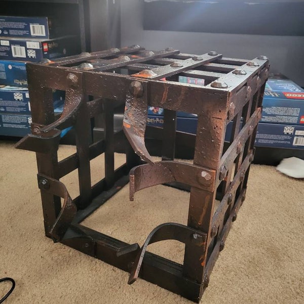 Thirteen Ghosts the Jackal Cage Replica Prop - Etsy