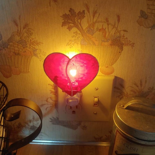 Red Heart Night Light, Stained Glass, Wall Plug In, Rotating Light ...