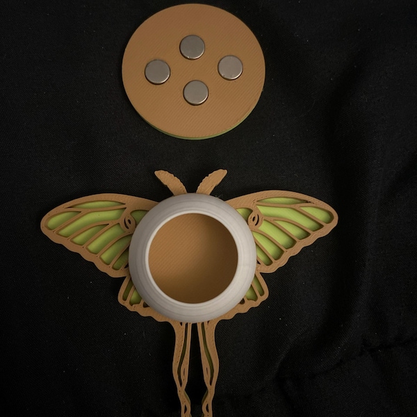 Luna Moth Spider Hide - Etsy