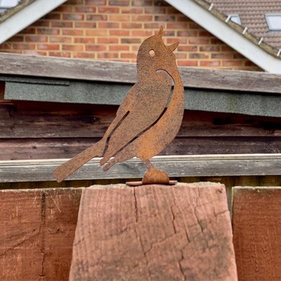 Rustic Bird Post Topper/ Rusty Metal Bird Garden Gift / Bird Fence ...