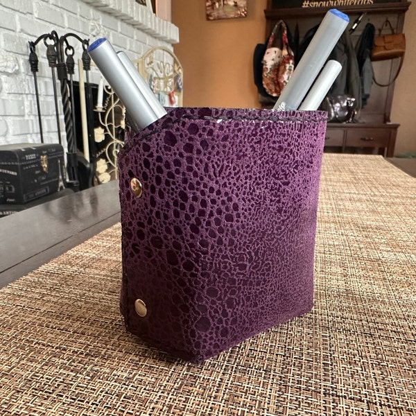 DIY Leather Mini Bag Pattern for Girls, Create a Trendy and Petite Accessory, Perfect DIY ...