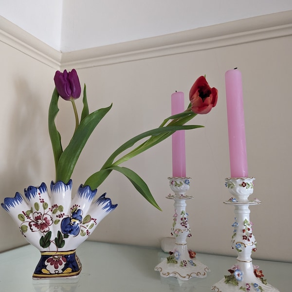 HONITON POTTERY VASE, Jacobean Pattern, Vintage and Hand Painted - Etsy UK